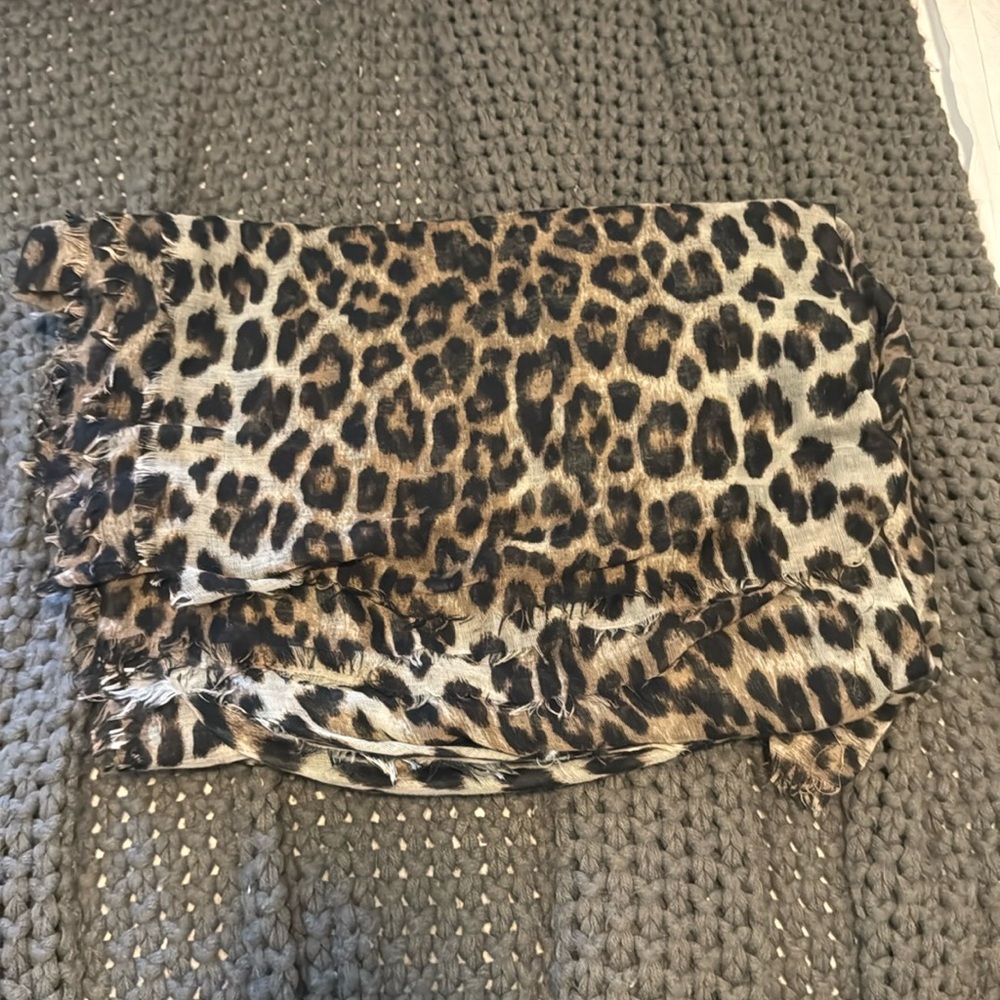 Cheetah Print Wrap - Gem